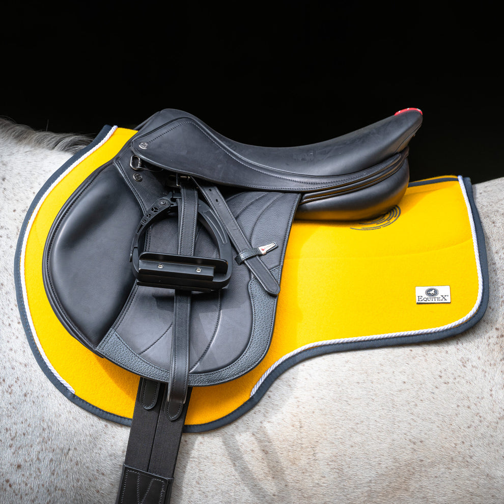 Close Contact Felt Saddle Pad – Luxury & Non-Slip – Equitex